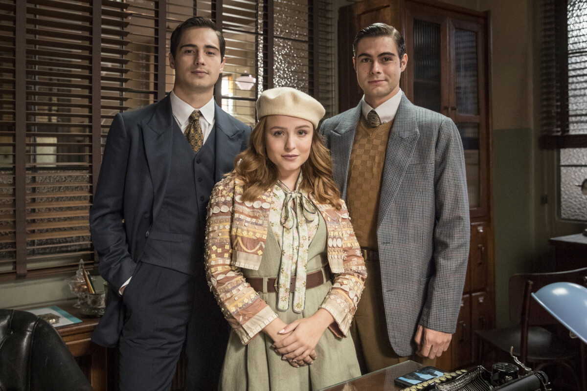 Foto: Joaquim (Danilo Mesquita) é namorado de Isadora (Larissa Manoela ...