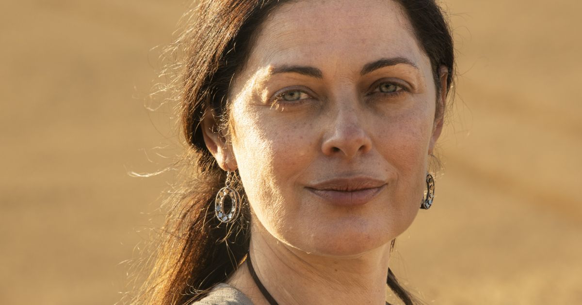 Ada (Giselle Tigre) é uma mulher que quando fica viúva vai se tornar ...