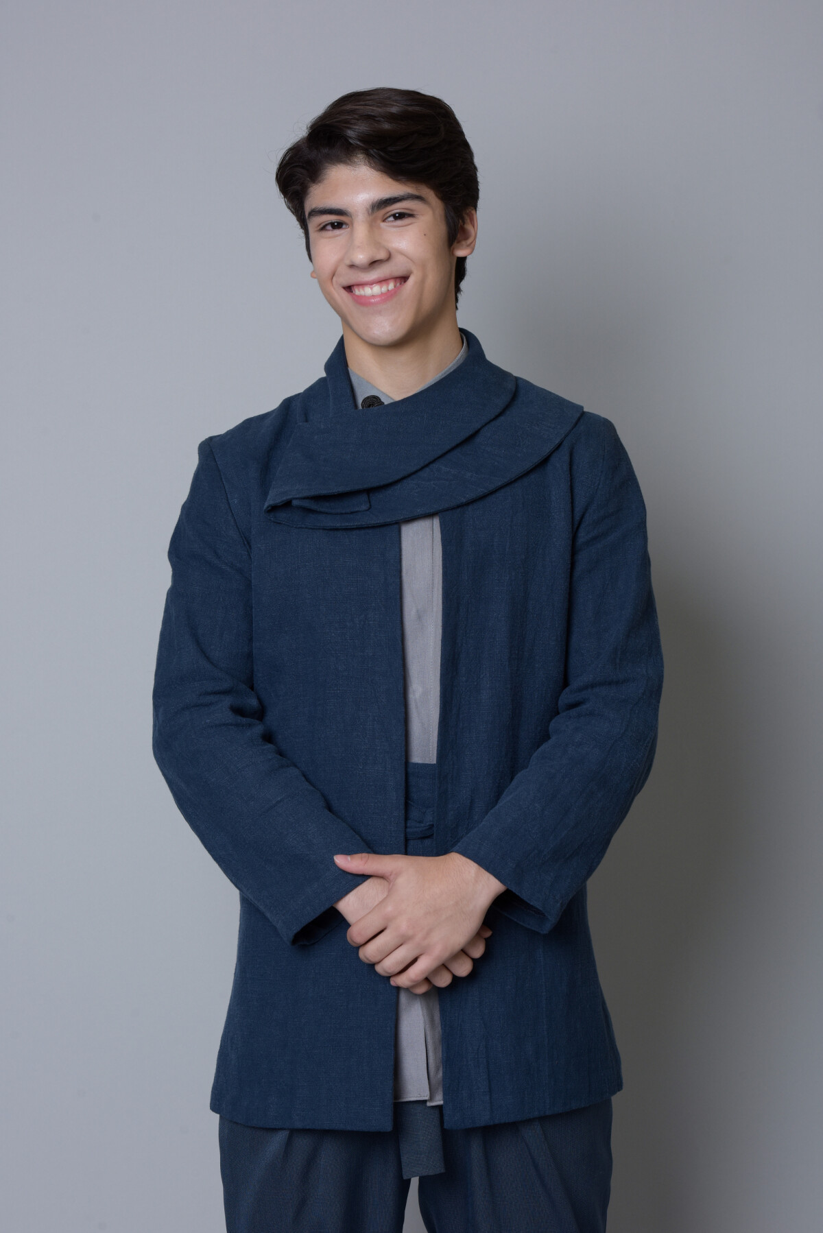 Foto: Henrique Camargo é o filho da narradora em 'Reis' - Purepeople