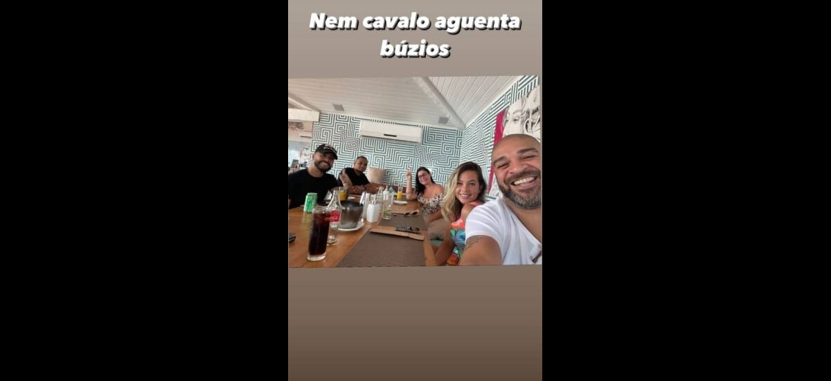 Foto: Ex-namorada de Adriano tem 21 anos e é estudante de Enfermagem ...