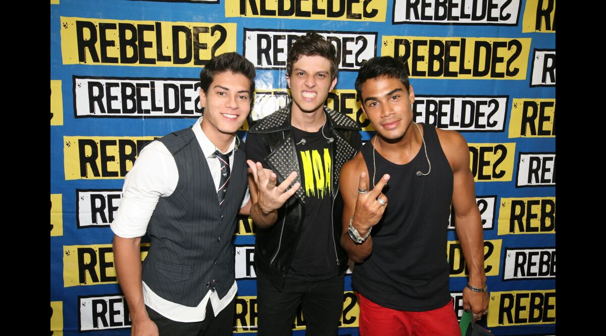 Foto: Fãs de 'Rebelde' relembram a novela no Twitter - Purepeople