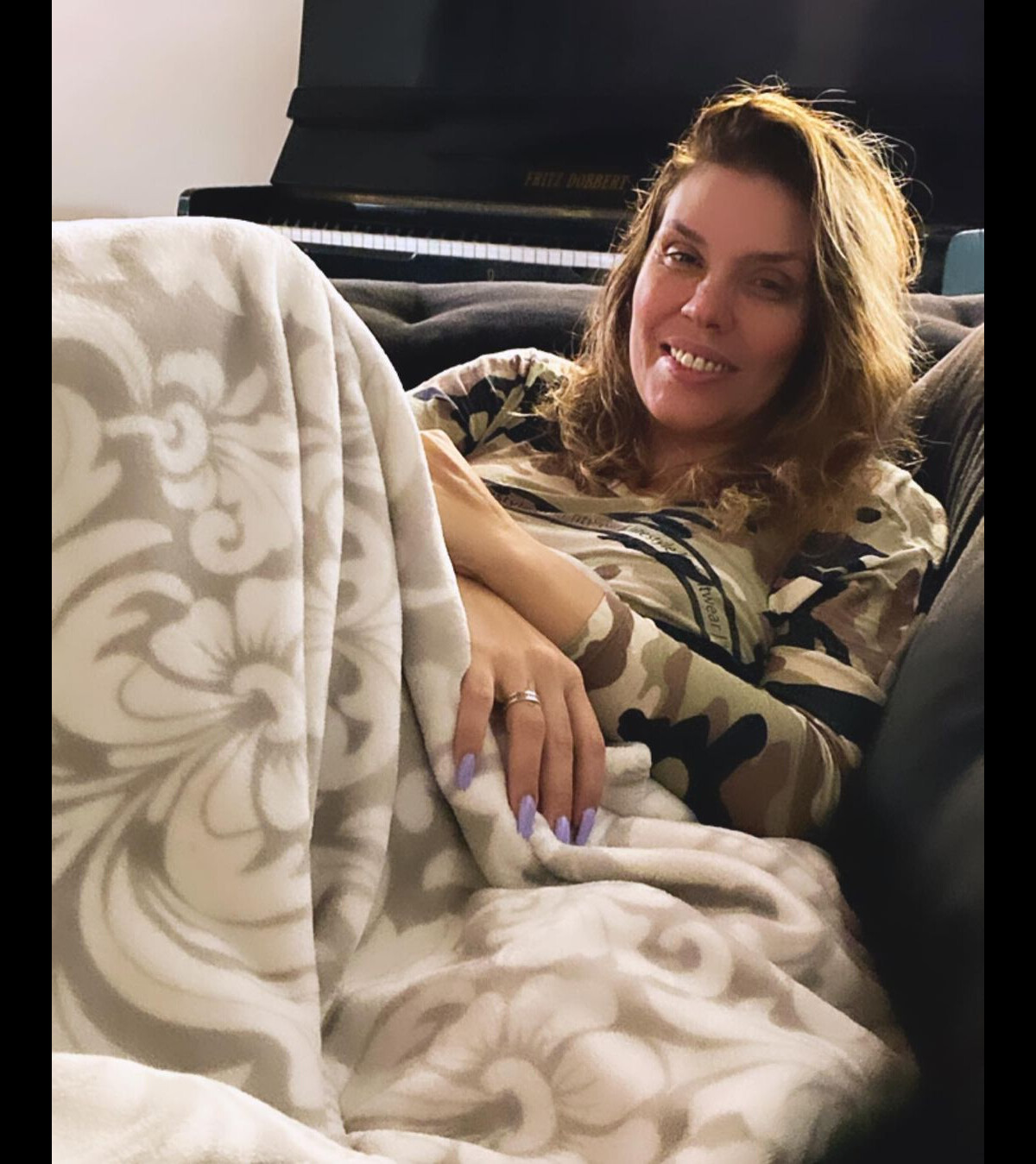 Foto: Simony vive uma nova fase da carreira como artista de pagode ...