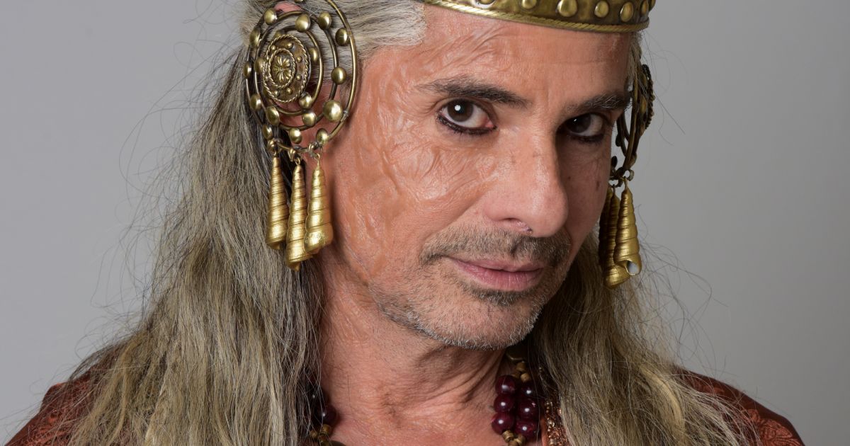 Luciér aplica castigo em Kayla, no capítulo de terça-feira 5 de ...