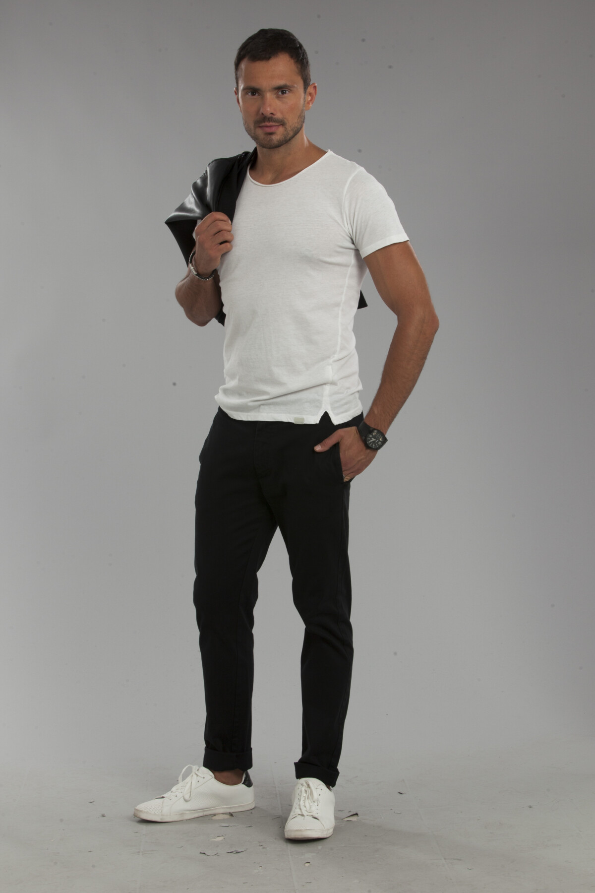 Foto: Na novela 'Valor da Vida', Adriano Toloza vive o Leonardo ...