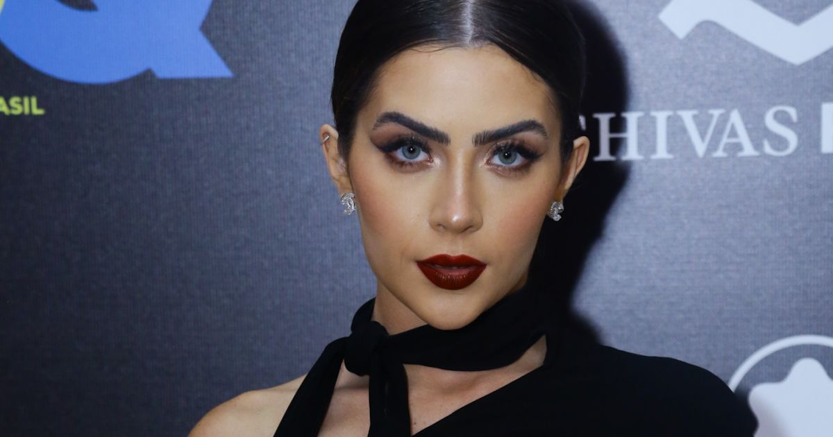 O look de Jade Picon provou que um vestido preto pode ser nada básico - Purepeople