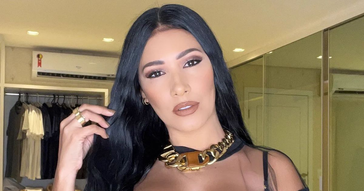 Seguidores costumam exaltar o corpo de Simaria - Purepeople