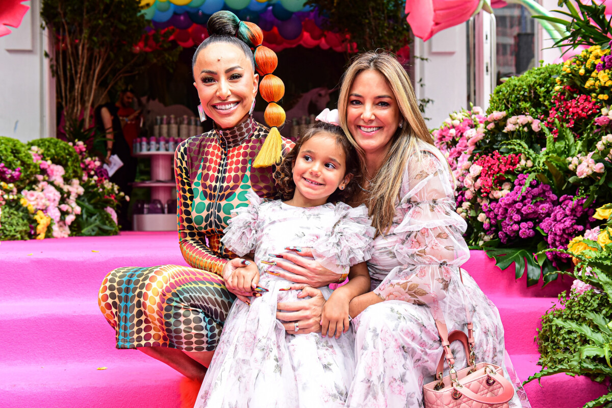 Foto: Famosos também compareceam ao aniversário de Zoe - Purepeople