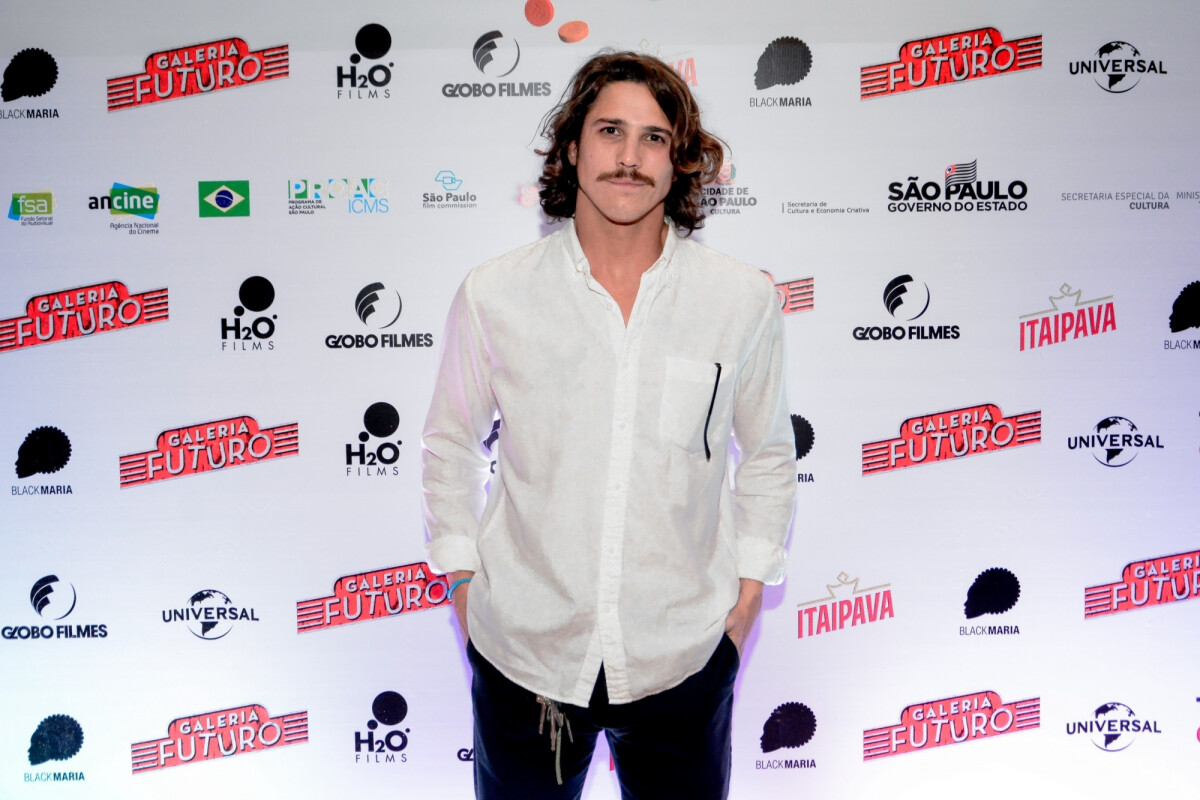 Foto: Romulo Neto falou sobre momento difícil da sua vida, quando ...