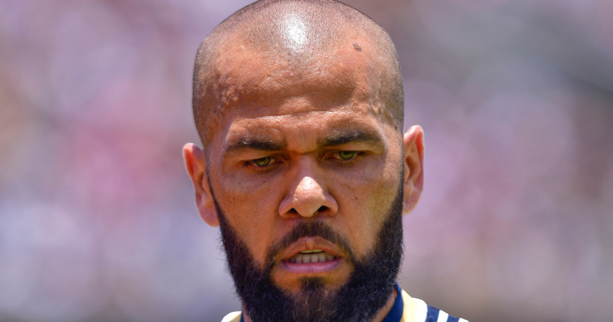 Daniel Alves muda novamente de versão, relato da vítima ganha respaldo ...