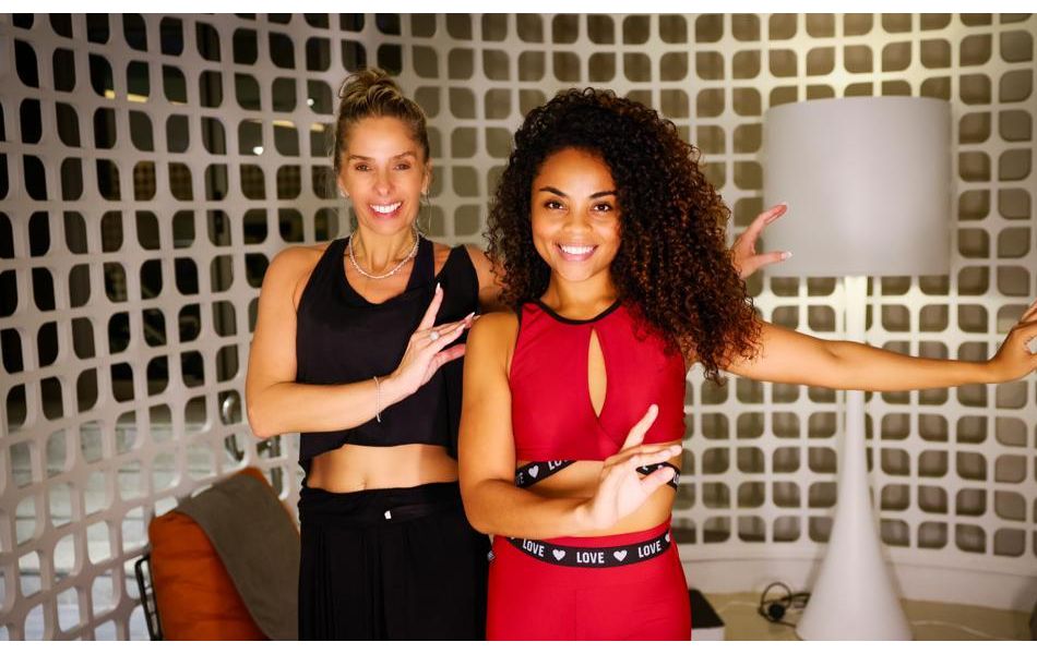 Carnaval 2023: Adriane Galisteu, aos 49 anos, inclui aula de samba em ...