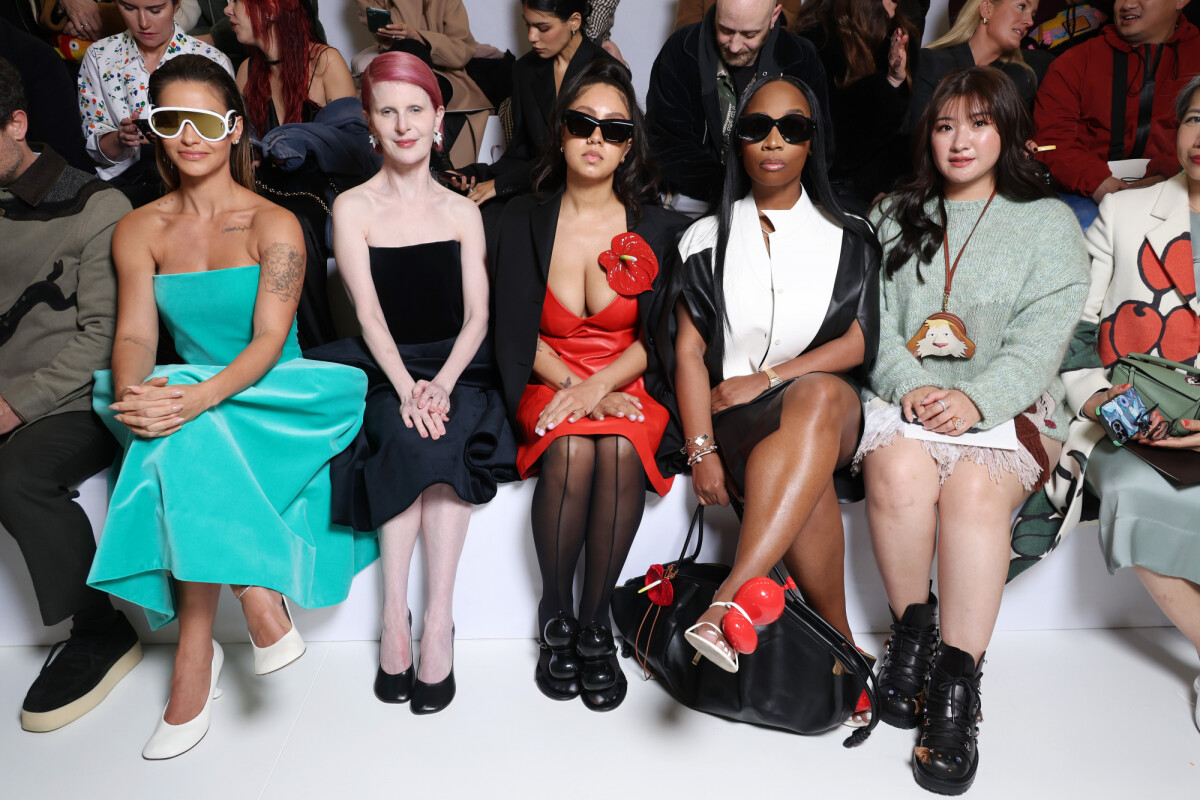 Foto: Andressa Suita sentou na primeira fila do desfile da LOEWE ...