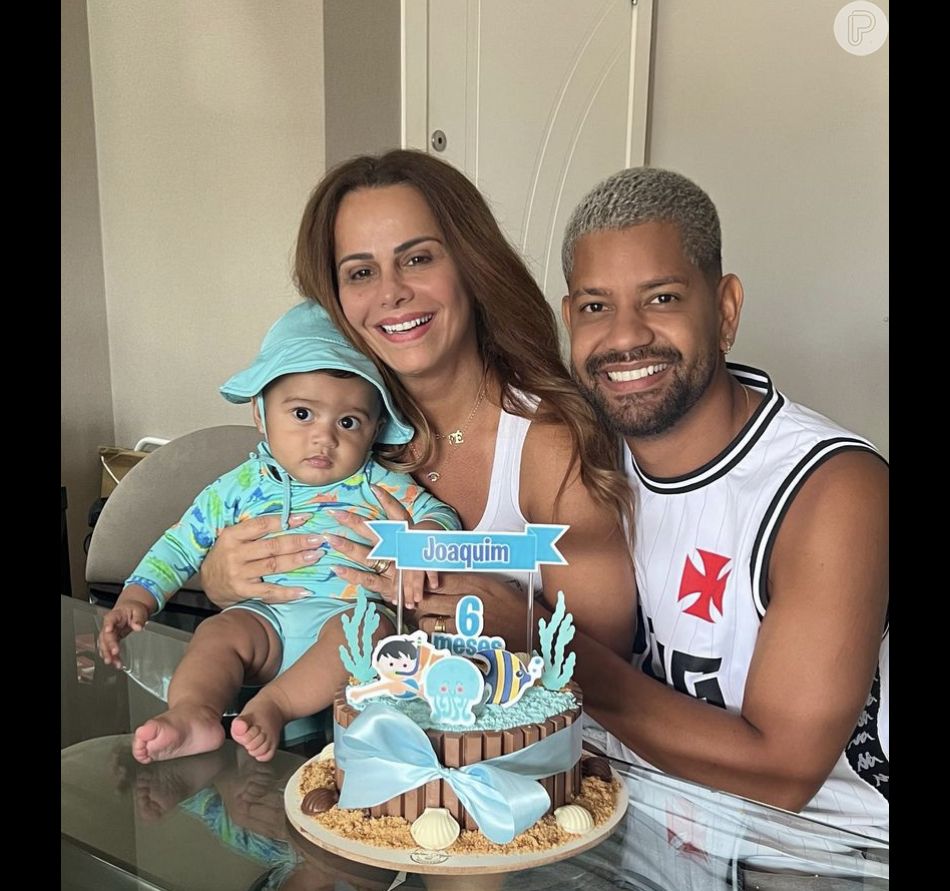 Viviane Araújo celebra 48 anos com fotos fofíssimas ao lado do filho e ...