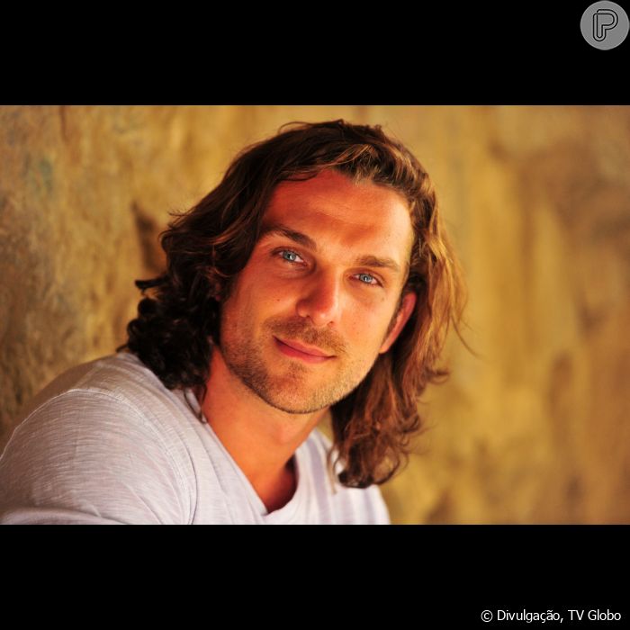 Marido de Aline Wirley, Igor Rickli foi criticado ao publicar um texto ...