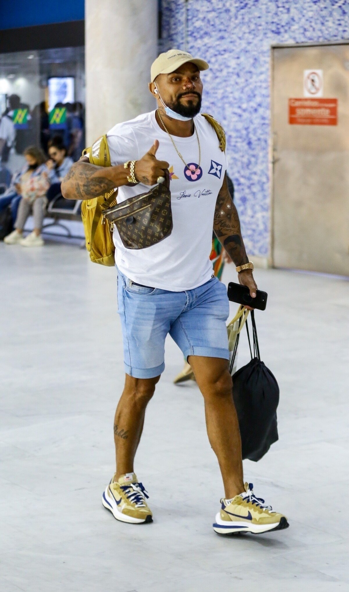 Foto: Naldo Benny afirmou que não gosta de nada que fique prendendo-o ...