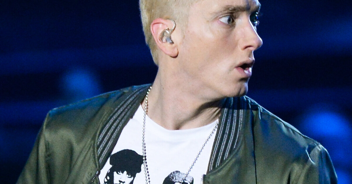 Fã de Eminem morre um dia após receber visita do cantor americano ...