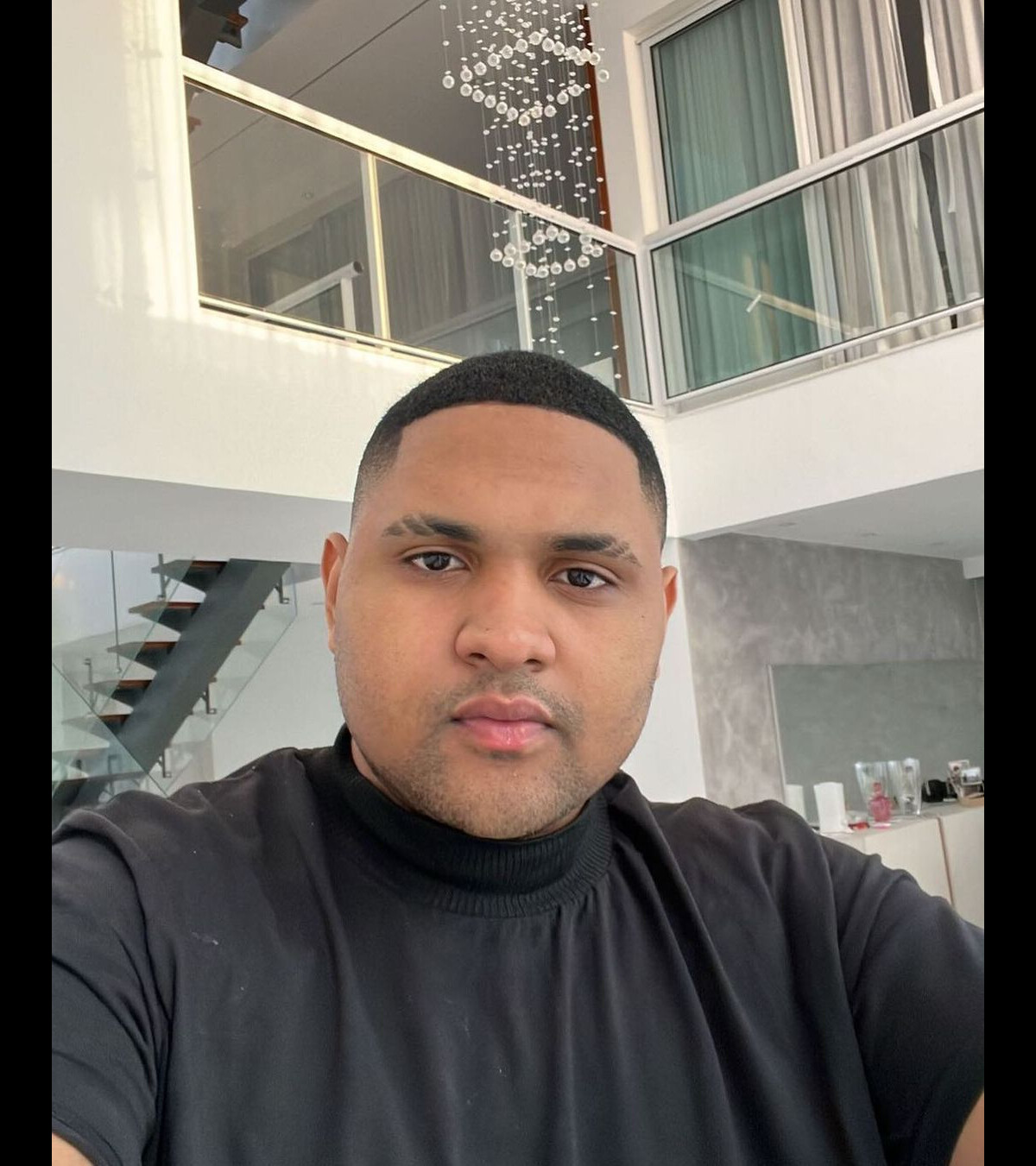 Foto: Empresário de Kevin O Cris detonou o remix: 'Bando de filho da ...