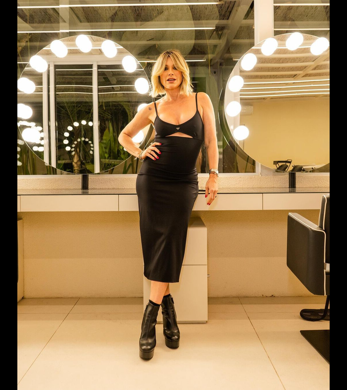 Foto: Flávia Alessandra aproveitou para que estaria na campanha para o ... Foto: Flávia Alessandra aproveitou para que estaria na campanha para o ...