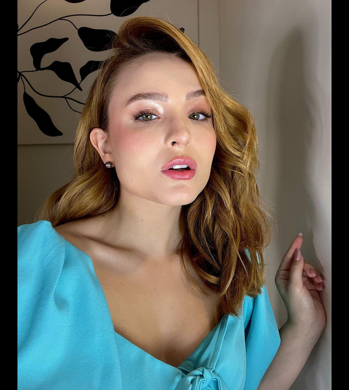 Foto: Larissa Manoela teve o primeiro pedido de empréstimo negado no ...