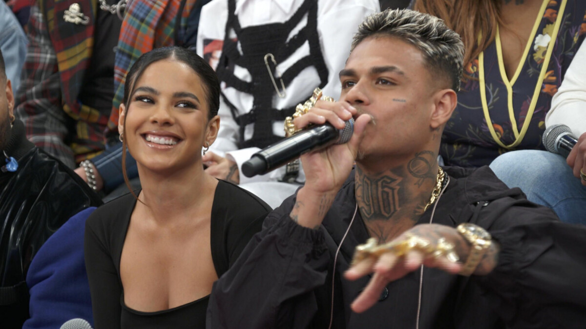 Foto: MC Cabelinho surpreendeu ao homenagear Bella Campos em seu show ...