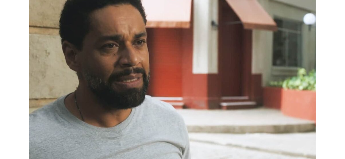 Foto: Wagner (César Mello) volta com nova identidade nos próximos capítulos de 'Elas por Elas ...