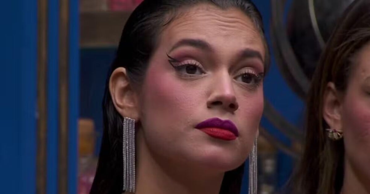 Alane, do 'BBB 24', aposta em maquiagem com batom de duas cores e 'paga ...