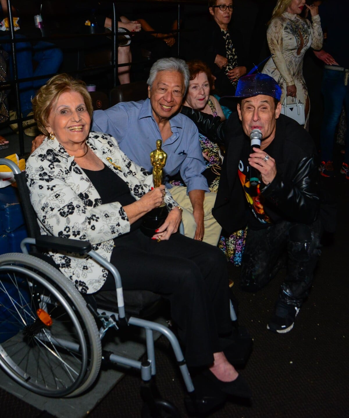 Foto: Sérgio Mallandro e sua mãe, Leila, no lançamento do novo filme do ...