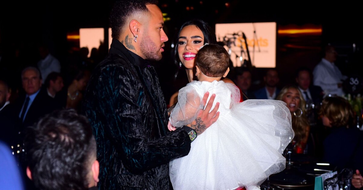 Mavie foi batizada! Look luxuoso de filha de Neymar e Bruna Biancardi rouba a cena e modelo ...