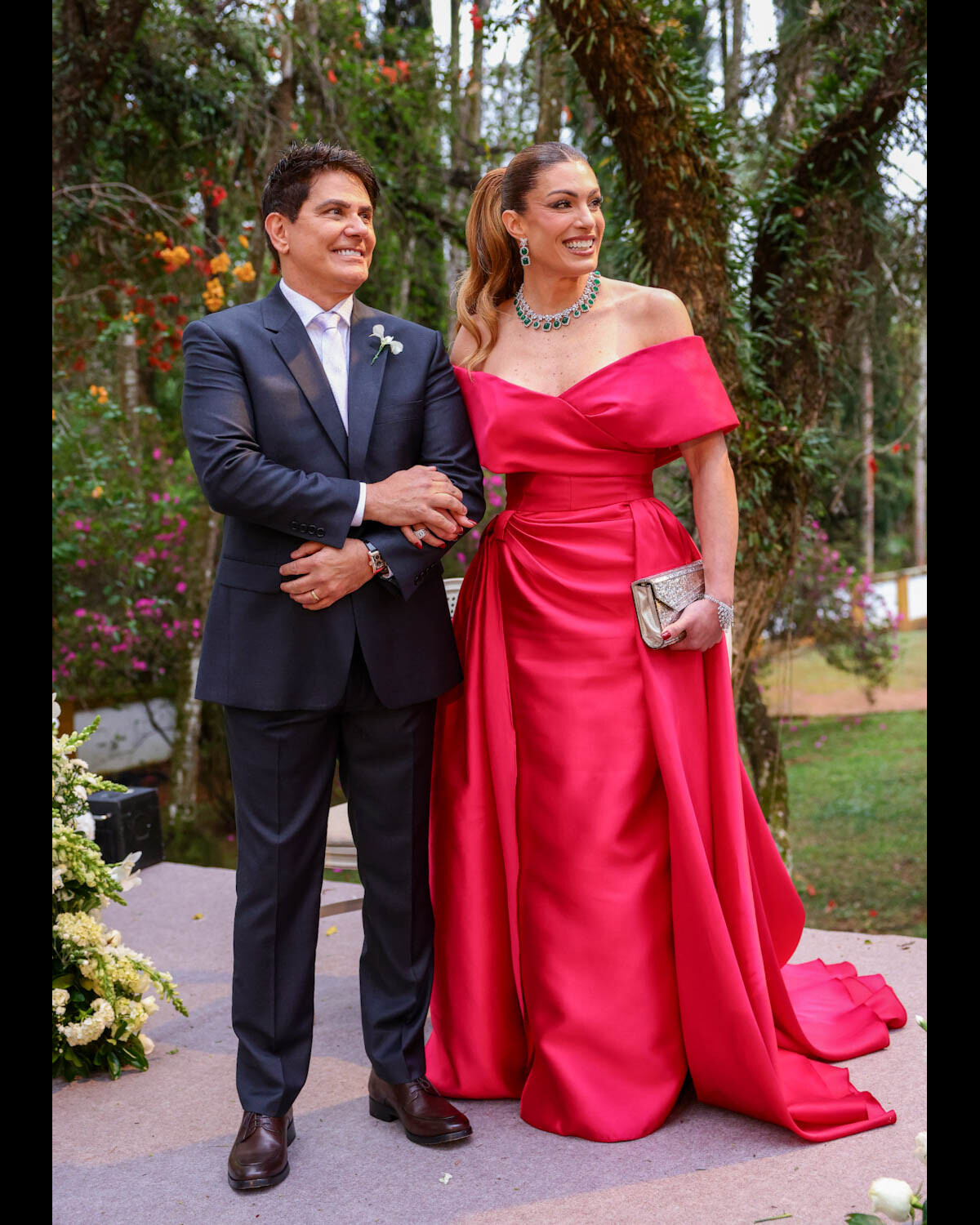 Foto: Casamento de Júlia Vieira e Luigi César, filho de César Filho e ...