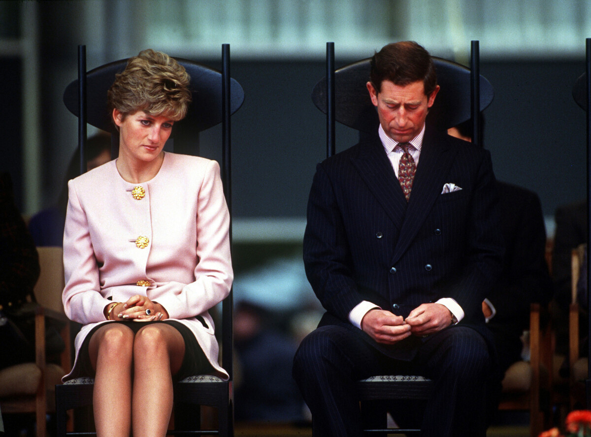 Foto: Rei Charles III três meses após morte de Diana: 'A sensação de ...