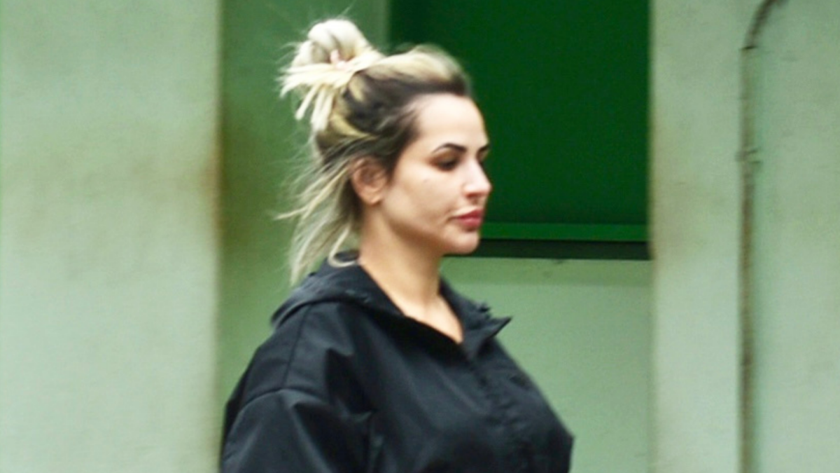 Foto: Deolane Bezerra foi presa há 4 dias - Purepeople