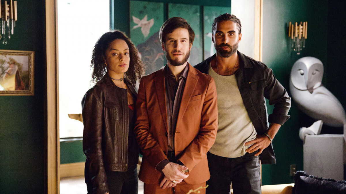 Foto: Baixinho (Rodrigo Garcia), Cacá (Pri Helena) e Jo (Vitor Sampaio ...
