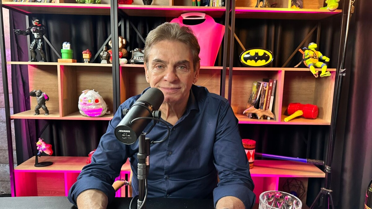 Foto: Em entrevista à repórter Lisa Gomes, o jornalista Luiz Andreoli ...