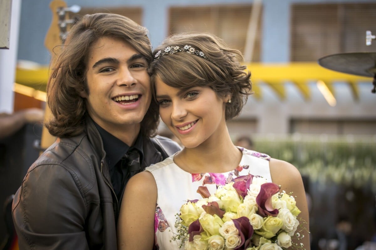 Foto: Rafael Vitti e Isabella Santoni namoraram levaram o namoro da ...