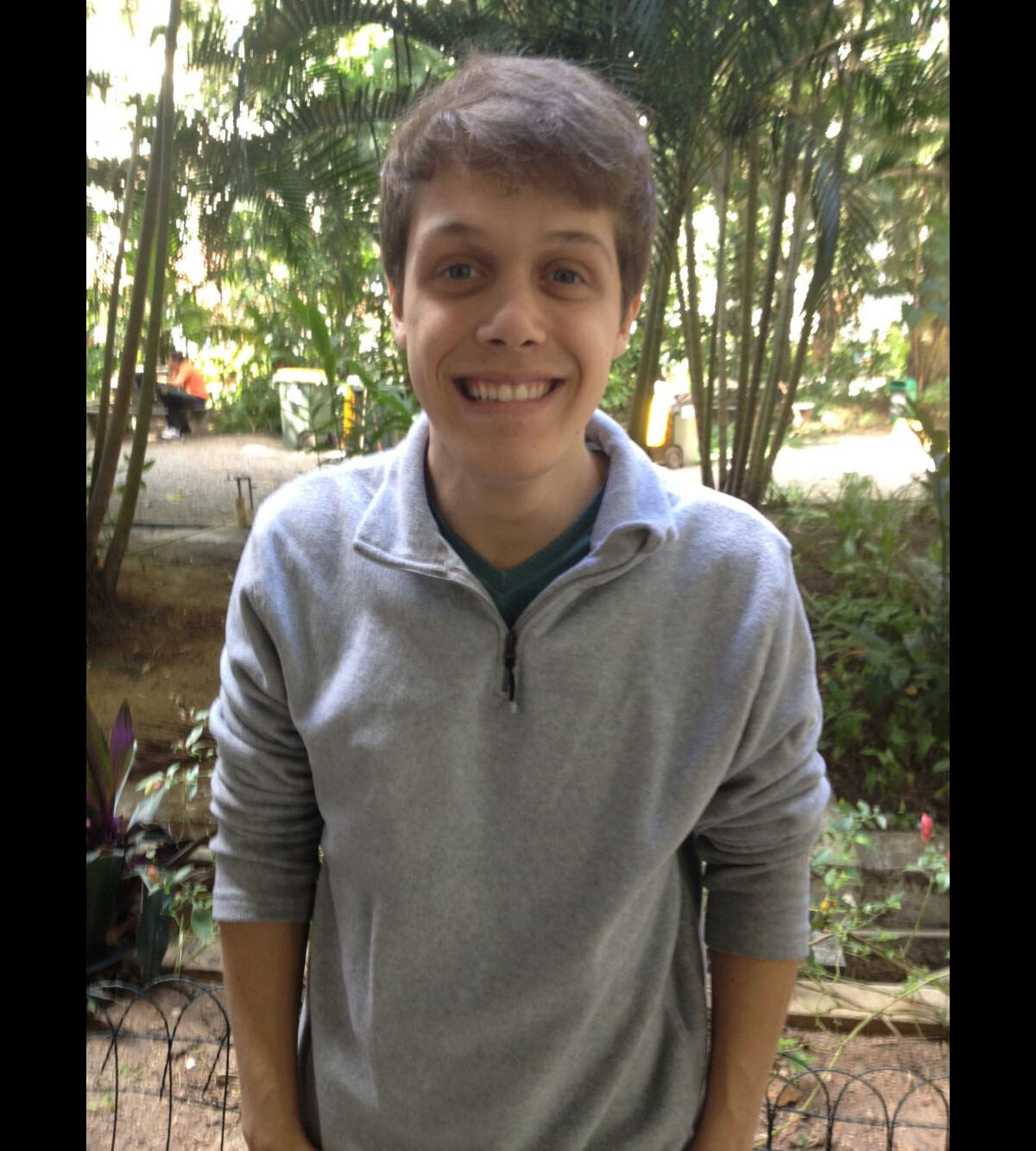 Foto: Daniel Torres, o aspirante a político Alessanderson de 'Pé na Cova', adianta as novidades ...