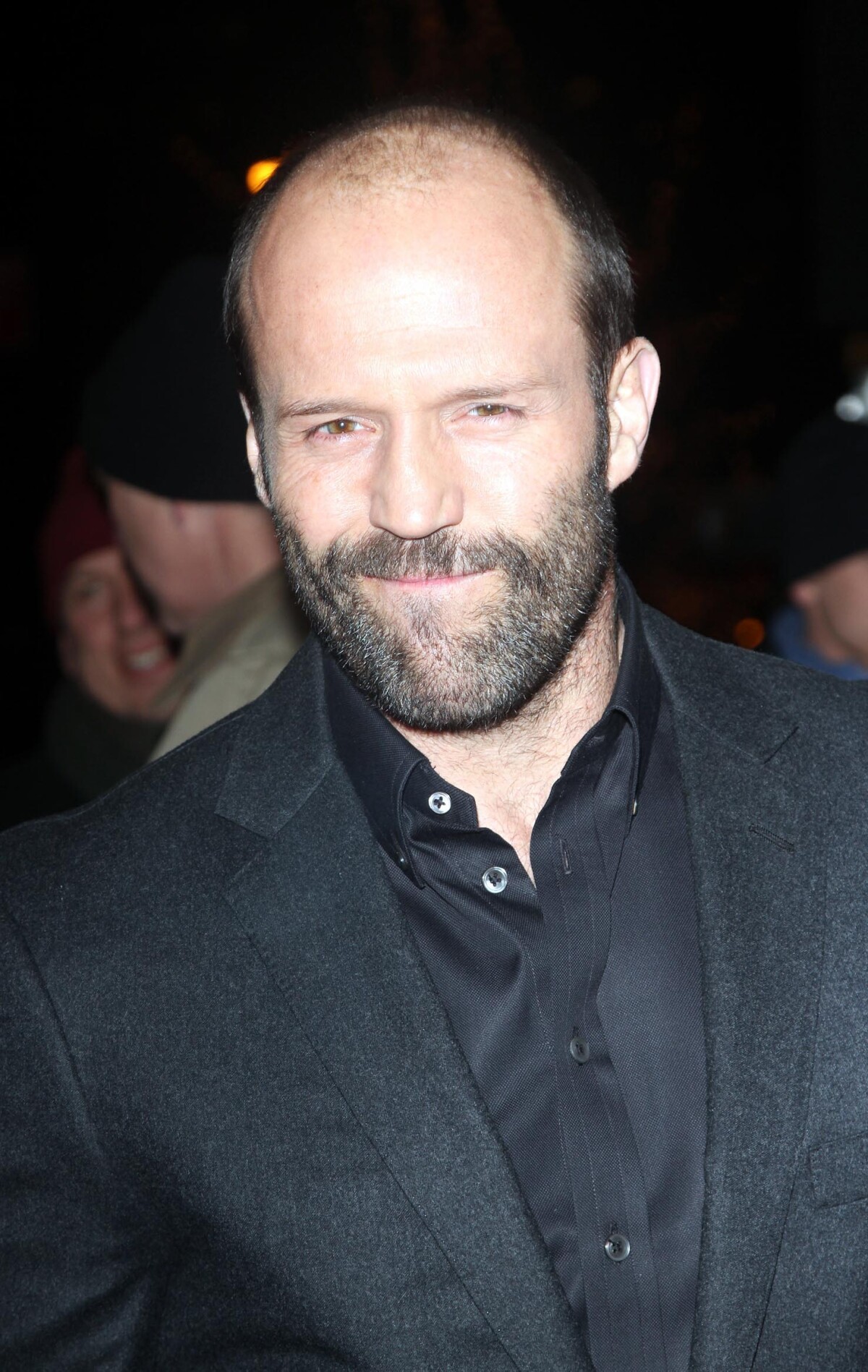 Foto: Jason Statham pulou da cachoeira no rio e, ao afundar, não voltou ...