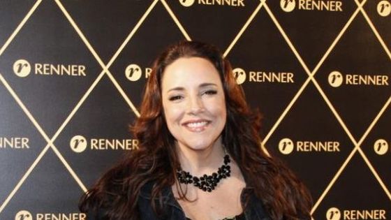 Ana Carolina: Fotos, últimas notícias, idade, signo e biografia ...