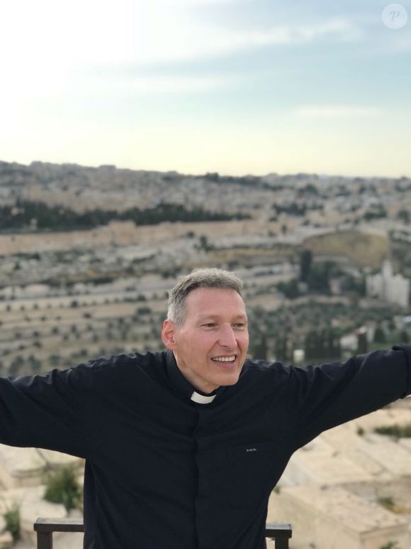 Padre Marcelo Rossi antes e depois: do emagrecimento radical ao corpo ...