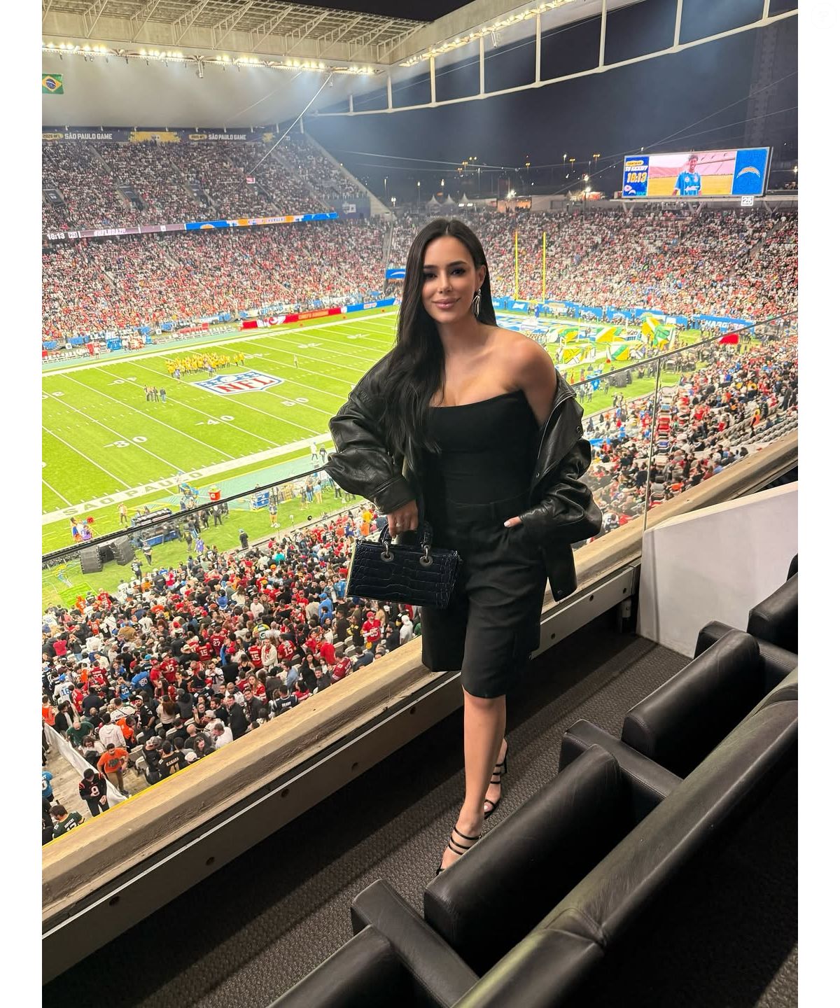 Foto: Bruna Biancardi esteve presente no jogo da NFL na Neo Quimica ...