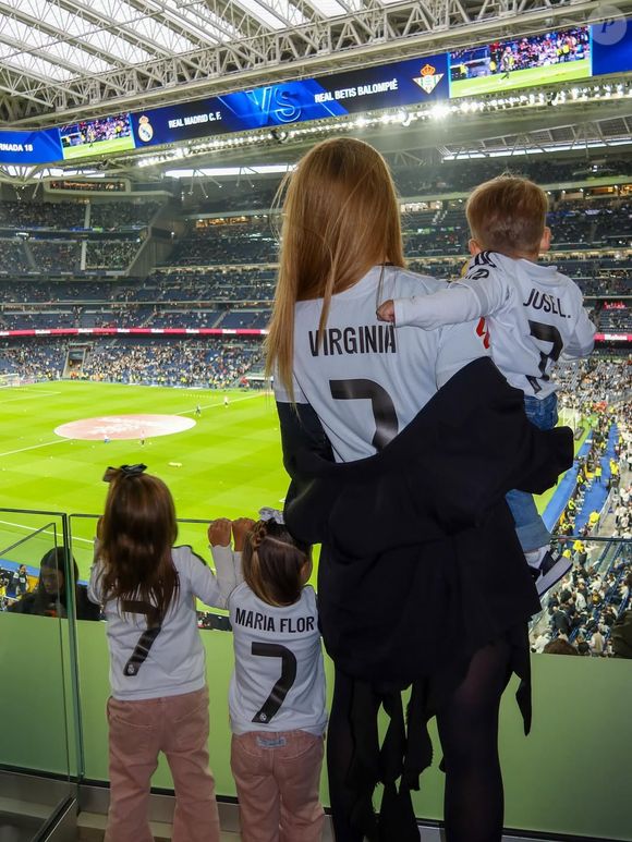 Isso é que é paixão! Virgínia manda bordar o rosto de Vini Jr. em ...