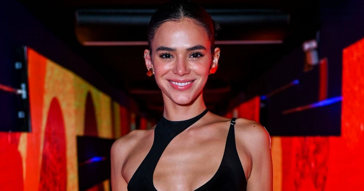 Esse conjunto com sutiã e legging de Bruna Marquezine é tão estiloso e ...