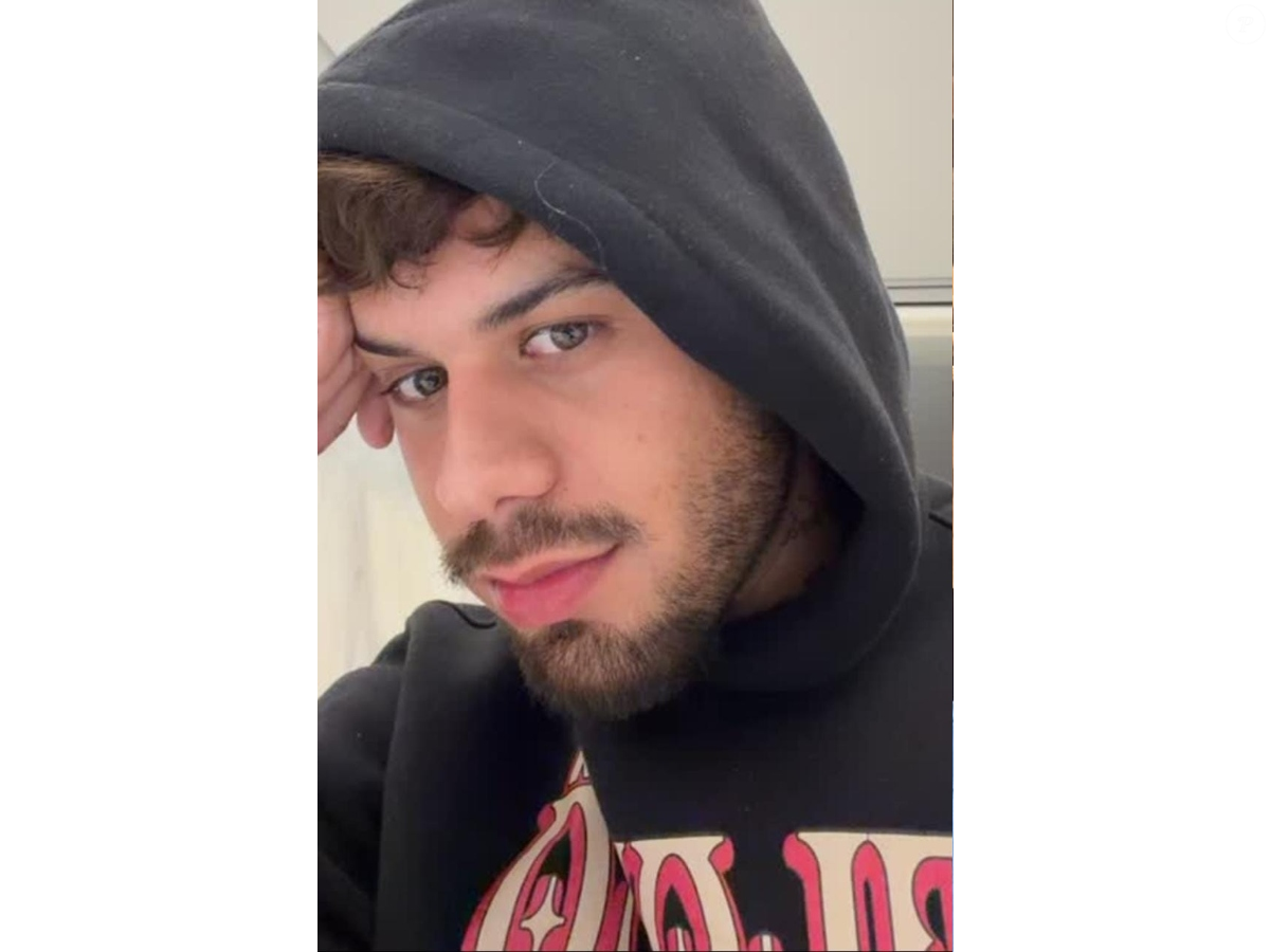 Foto: Zé Felipe surge abatido em conta privada após fim com Ana Castela ...