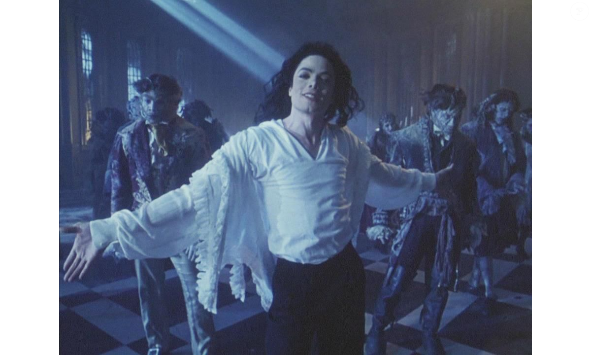 Foto: Michael Jackson em Ghosts, curta escrito com Stephen King que ...