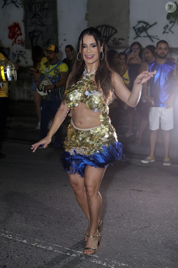 Foto: Lexa permanece internada em um hospital de São Paulo por ... Foto: Lexa permanece internada em um hospital de São Paulo por ...