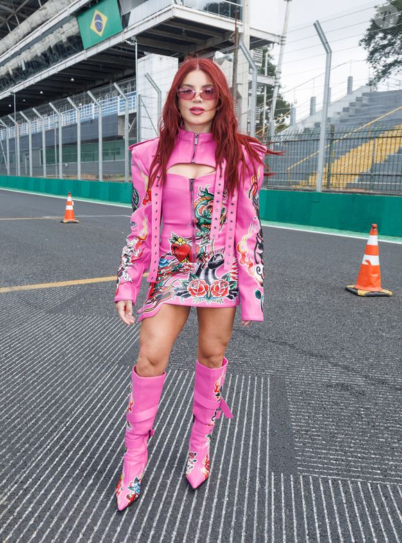 The Town 2025: famosas driblam frio com looks estratégicos e ousados no penúltimo dia de ...