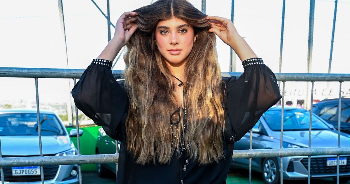 'Foi esculpida': beleza da filha adolescente de Grazi Massafera e Cauã ...