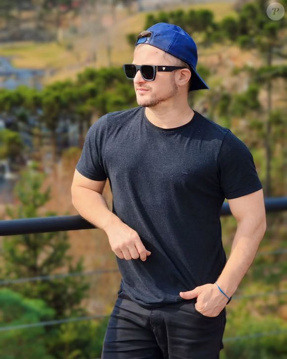 Boiadeira ou caloteira? Artista revela prejuízo de R$ 12 mil e cobra ...