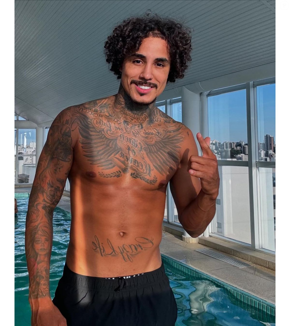 Foto: Livinho contou que está se recuperando em casa, mas que em breve ...