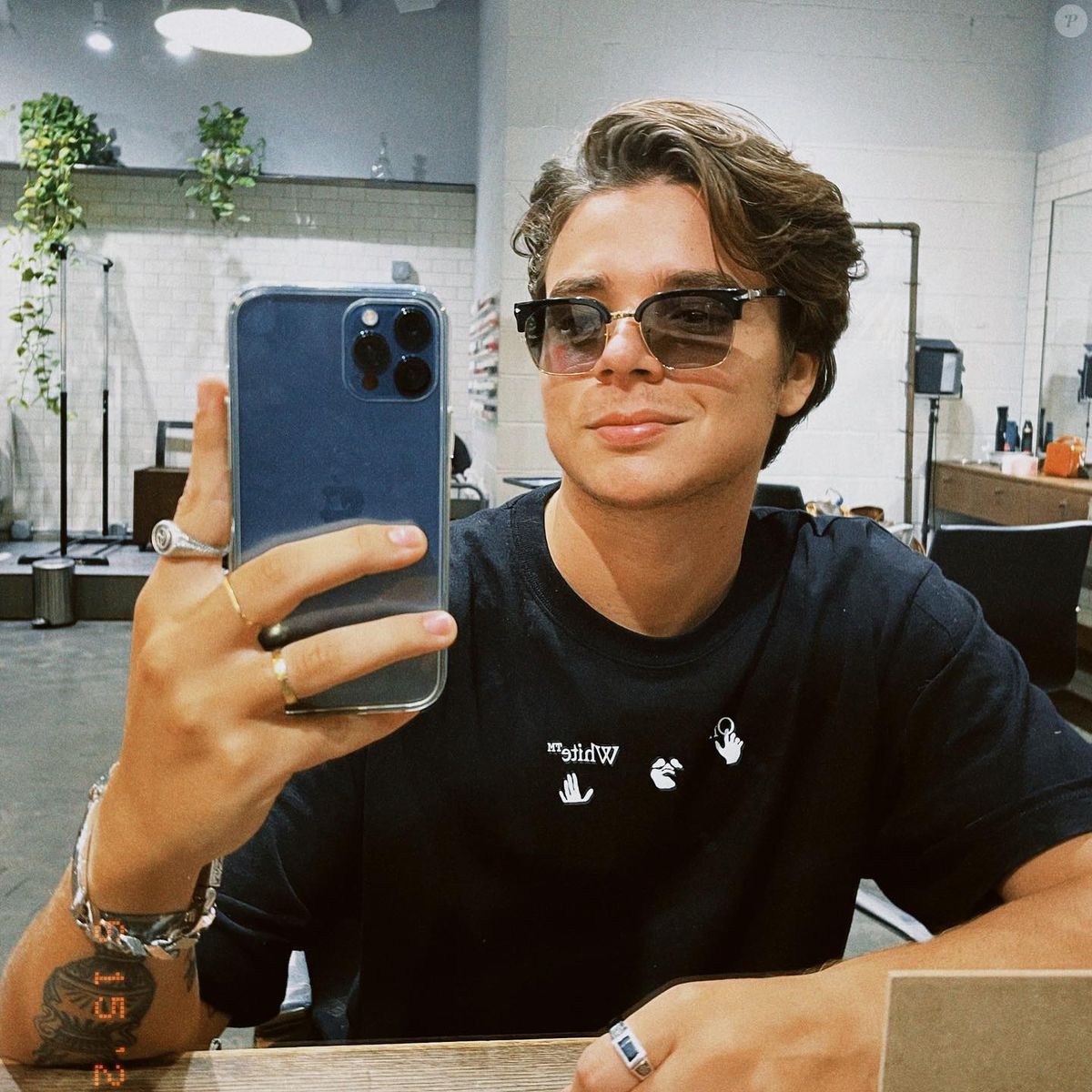 Foto: João Lucas cortou boa parte do cabelo e deixou uma franja ...