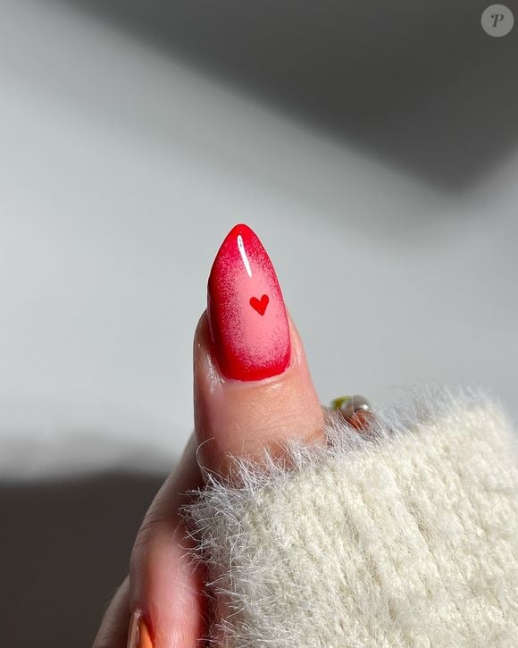 Unhas vermelhas elegantes: seis nail arts para arrasar em qualquer ...