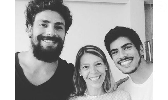 Foto: Mãe de Cauã Reymond, Denise Marques morreu em 2019, aos 55 anos ...